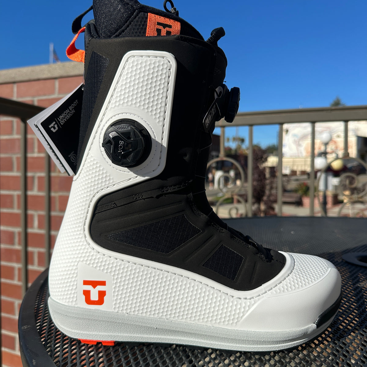 Union Reset Pro Snowboard Boot (White / Black) – Milo Snow and Skate